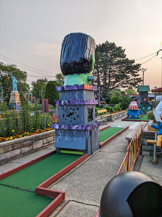 8 Insanely Fun Mini Golf Courses In Illinois You Need To Experience