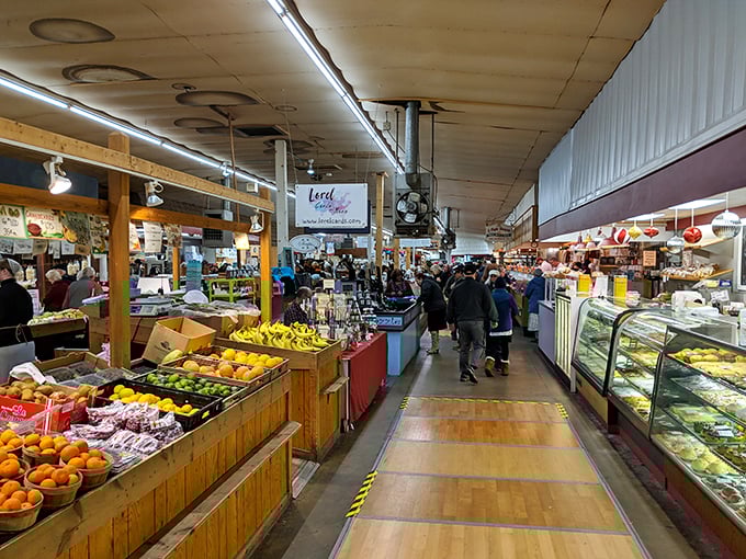 Fresh finds and friendly faces! This market aisle is a feast for the senses, where farm-to-table meets flea market fabulous.