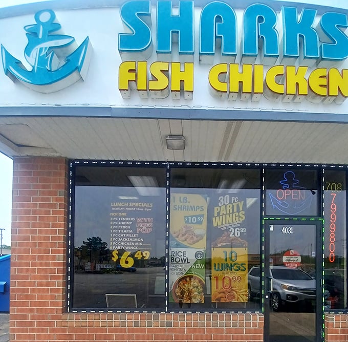 Shark's Fish & Chicken: Fast food meets ocean feast! This no-nonsense spot proves you can have your fish and your chicken too.