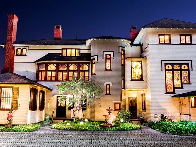 Stetson Mansion: Where the Wild West meets Victorian elegance. This eclectic home proves the hat man had impeccable taste in real estate too.