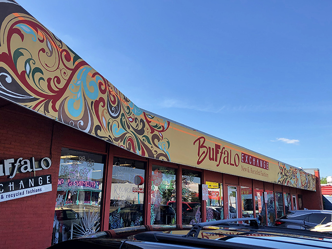 Retro chic meets Texan flair! Buffalo Exchange's mural is like a psychedelic dream of secondhand fashion.