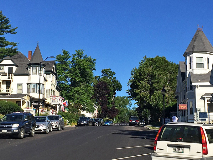 Park the car, lace up those walking shoes&mdash;Castine is a treasure hunt waiting to happen.