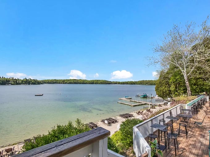Quaint meets quirky in Elkhart Lake's downtown. It's like Mayberry got a modern makeover, complete with gourmet ice cream!