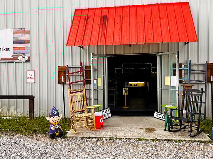 From vintage vinyl to questionable taxidermy, this indoor market is a treasure trove of the unexpected. Indiana Jones would feel right at home here!
