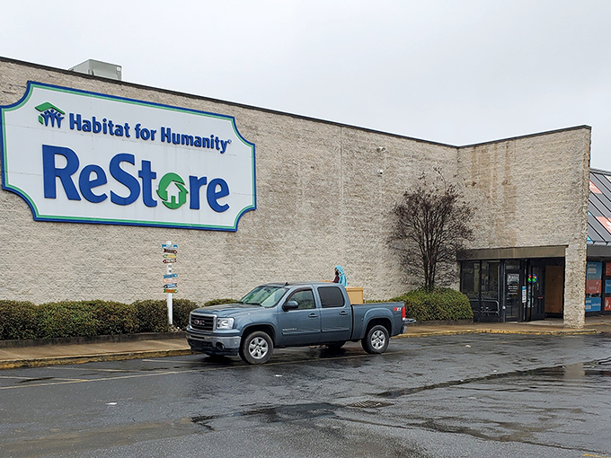 DIY paradise or secondhand sanctuary? At ReStore, it's both! Grab your toolbelt and prepare for a renovation revelation.