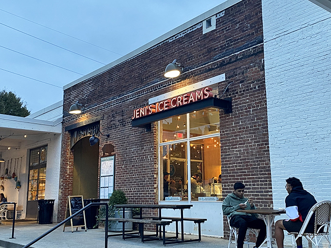 Ice cream so hip, it probably has its own podcast! Jeni's modern facade hints at the flavor revolution waiting inside.