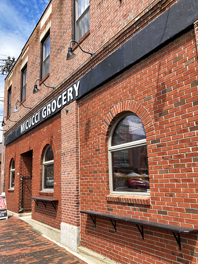 Part grocery, part pizza paradise. Micucci's is the Clark Kent of Portland's food scene &ndash; unassuming, yet super-powered.