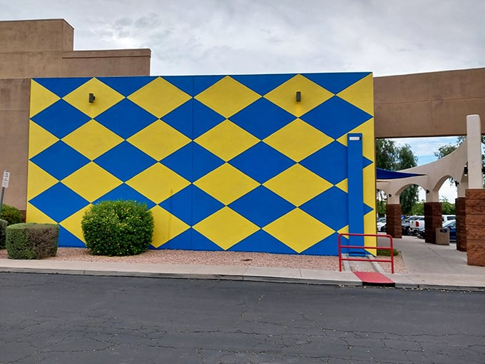 It's like your Italian grandmother and the Phantom of the Opera opened a restaurant. Pepperoni with a side of pipe organ, anyone?