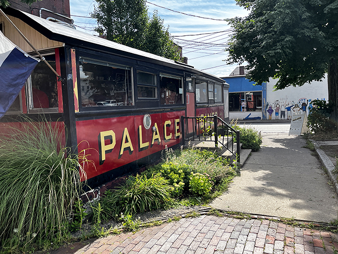 Fifteen seats, endless possibilities. Palace Diner proves good things come in small packages &ndash; especially when those packages include legendary tuna melts.