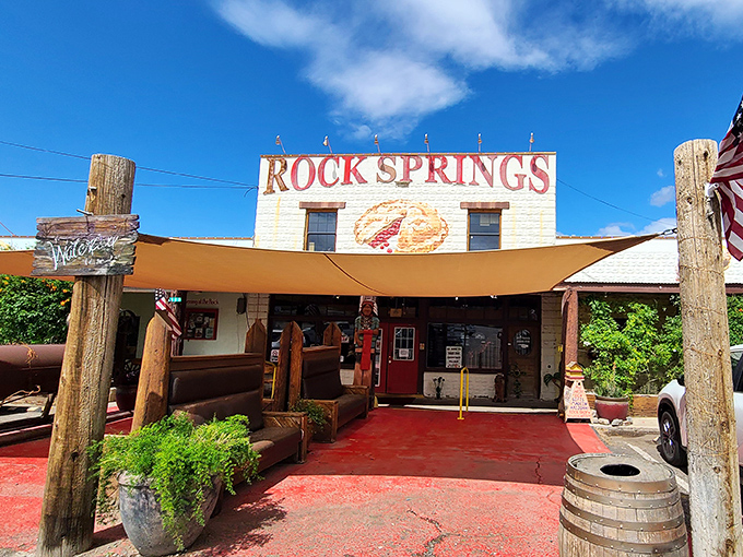 Saddle up for a sweet adventure at Rock Springs Caf&eacute;! This ain't your average chuck wagon &ndash; it's a pie-oneer's paradise.