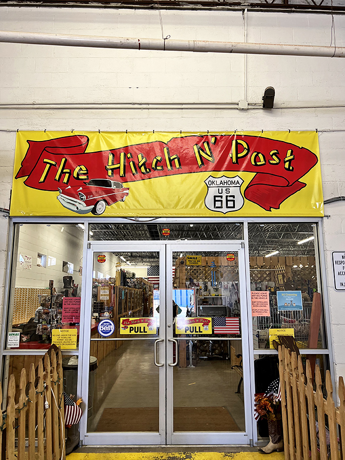 eehaw for yesteryear! The Hitch n' Post is serving up slices of Americana with a side of quirky finds.