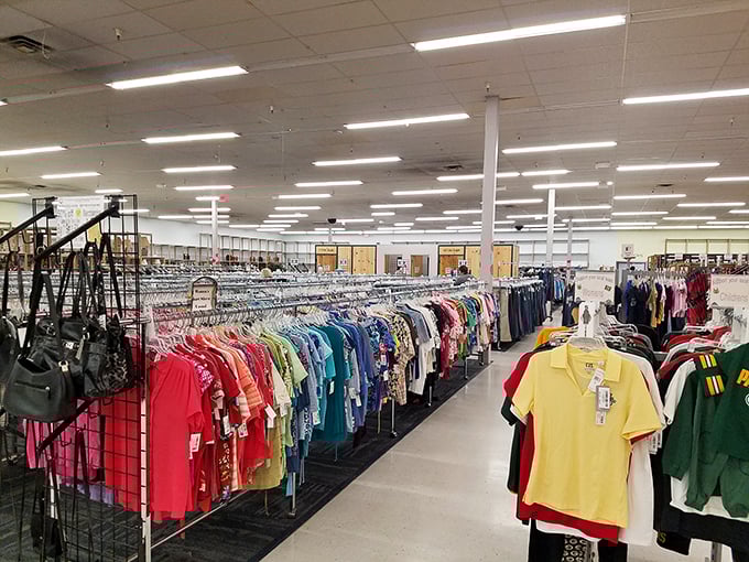 A rainbow of second-hand style! This clothing section is where fashion trends of yesteryear come for their encore performance.