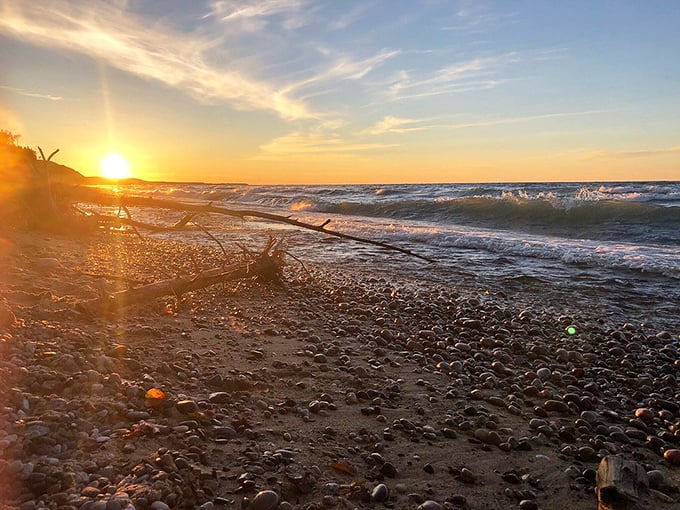 Lake Superior sunsets: Where the sky puts on a light show that would make Broadway jealous. No tickets required!