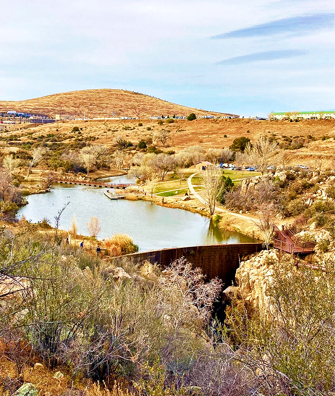 Fain Park: Mother Nature's masterpiece with a splash of human ingenuity. This park near Prescott is where "taking a walk" turns into "embarking on an adventure."