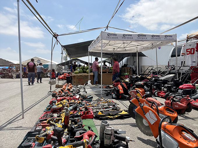Tool time, anyone? This spread of gadgets and gizmos would make Tim "The Tool Man" Taylor weak at the knees.