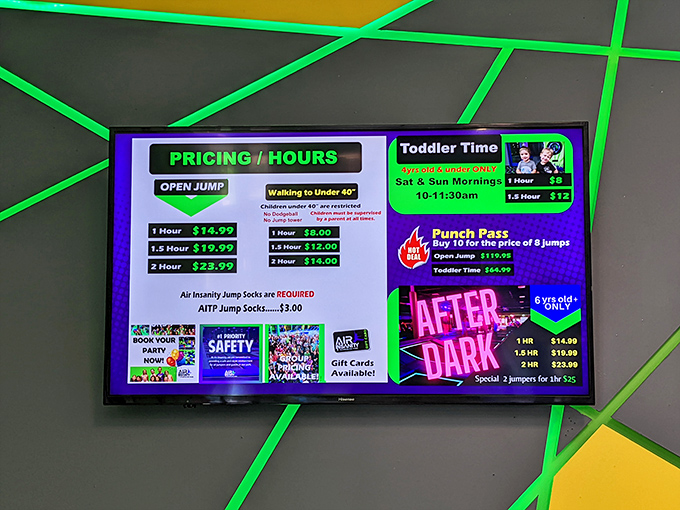 Decisions, decisions! This screen holds the key to your bouncy adventure. Choose wisely, young grasshopper.