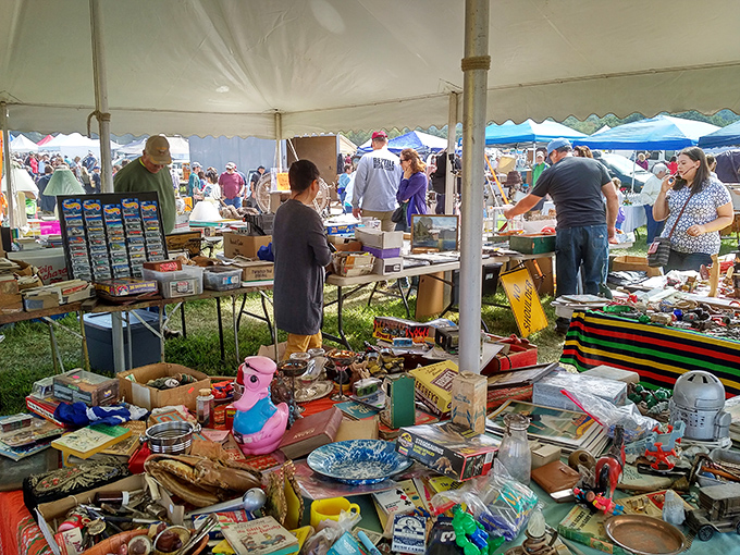 People-watching paradise! It's like a real-life Where's Waldo, but everyone's hunting for vintage treasures instead of a striped shirt.