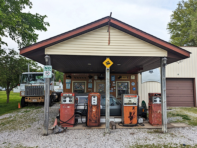 Hop to it! This quirky roadside attraction proves Staunton's got a sense of humor bigger than a jackrabbit's ears.