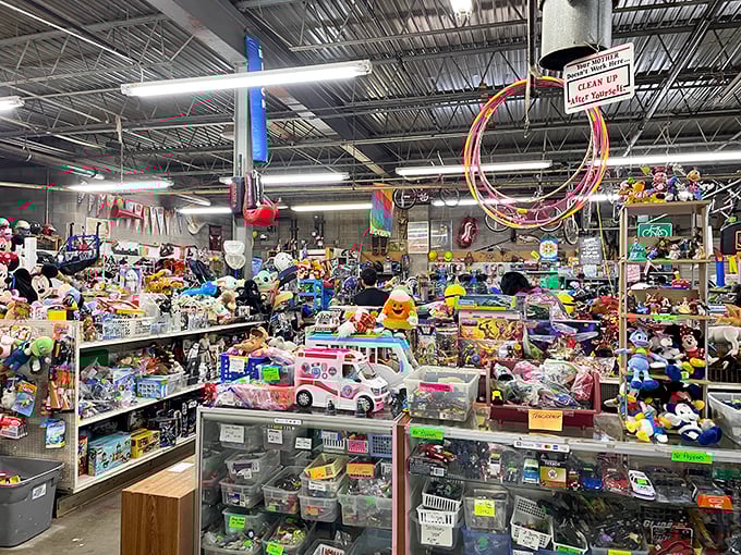 Toy story come to life! This booth iswhere childhood dreams and adult nostalgia collide in a colorful explosion of playtime memories.