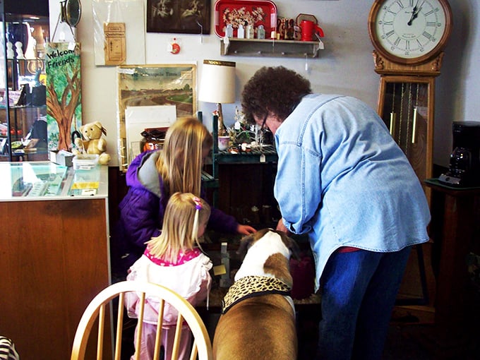 Three generations of treasure hunters on the prowl! This family outing proves that the thrill of the find is ageless. Even the dog seems excited about antiquing!