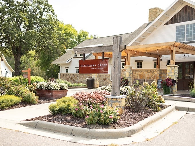 Chankaska Creek: Where luxury meets laid-back. This winery looks like a resort that decided to let its hair down.