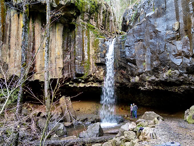 Hedge Creek Falls: where you can live out your "Last of the Mohicans" fantasies. Just try not to hum the theme song too loudly.