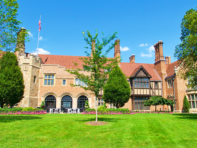 Downton Abbey, eat your heart out! Meadow Brook Hall is where American new money met old-world grandeur for a glamorous cup of tea.