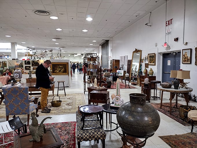 "Scott Antique Markets: Where 'window shopping' becomes an Olympic sport. Prepare for a marathon of marvelous finds!"