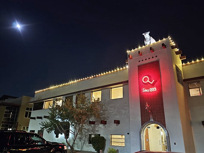 The Stockyards: Where beef is king and cowboys are welcome. Sink your teeth into Arizona's meatiest legacy, served with a side of history.