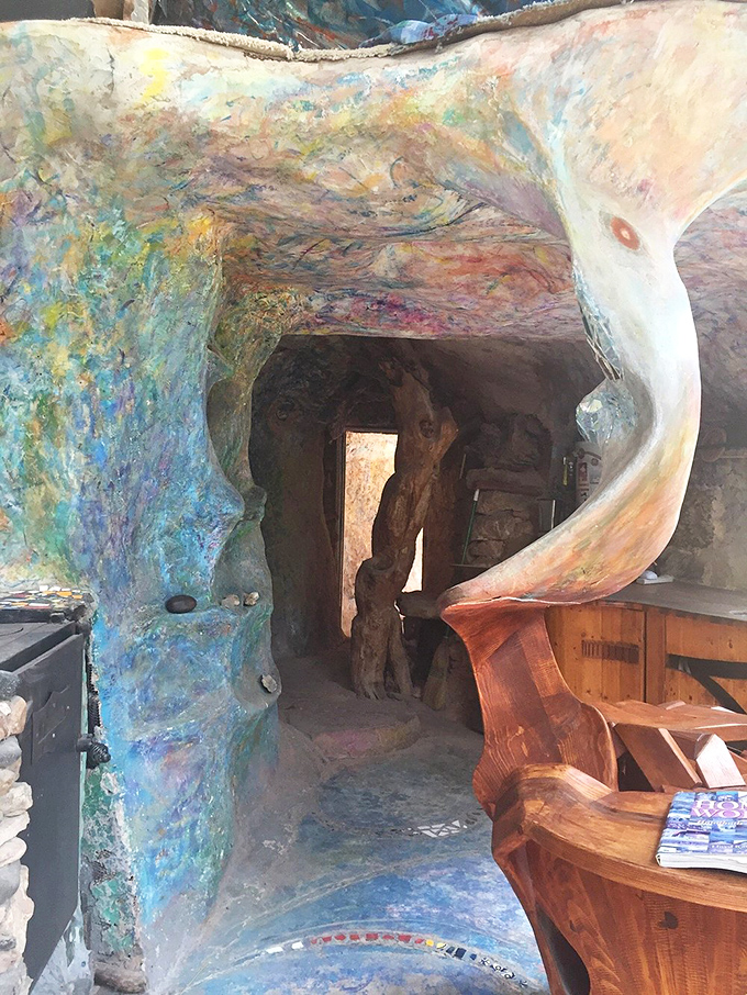 Organic architecture gone wild! It's as if Mother Nature decided to try her hand at interior design after a few too many cocktails.