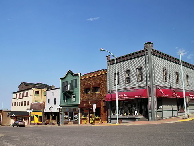 A Main Street that looks like it was plucked from a storybook about the perfect outdoor adventure town. Ely invites you to embrace your inner explorer.