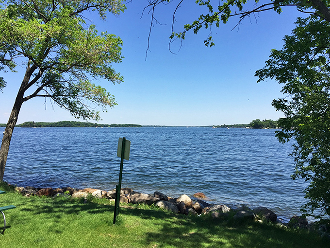 Lake Minnetonka's shores sparkle at Excelsior Commons. It's the perfect spot for making memories &ndash; or pretending you're in a postcard.