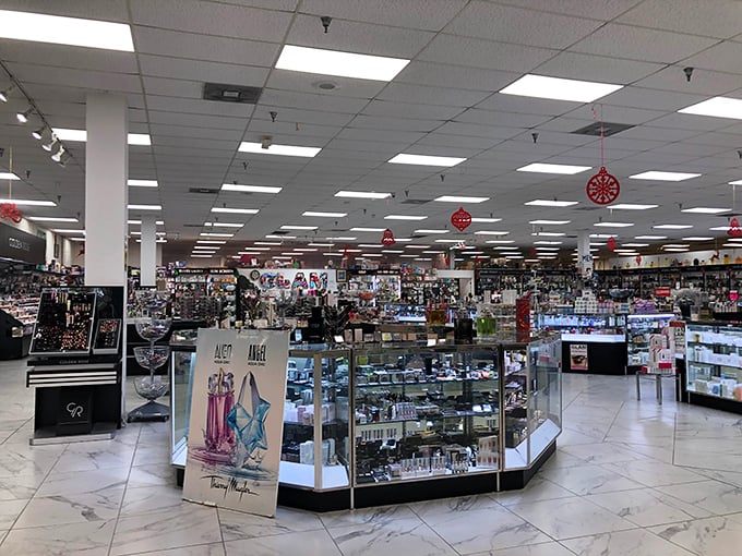 A shopper's paradise of perfumes and baubles! This Festival Marketplace booth is shinier than a disco ball at Studio 54.
