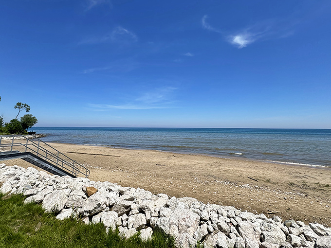 Puckett's Pond: Mother Nature's way of saying, "I can do better than your backyard pool." And boy, did she deliver!