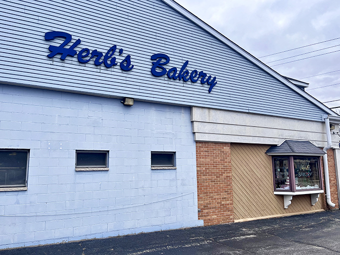 Simple, straightforward, and seriously good. Herb's proves that sometimes, the best things come in unassuming packages.