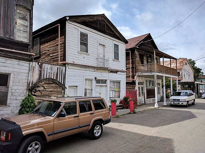 Leaning buildings of&hellip; Locke? This quirky Chinatown gives Pisa a run for its money. Just don't expect to find spaghetti here!