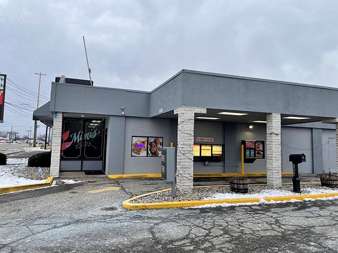 Mimi's Cuban Bakery: The drive-thru window to Cuban flavor heaven. Who knew paradise could be so conveniently located?