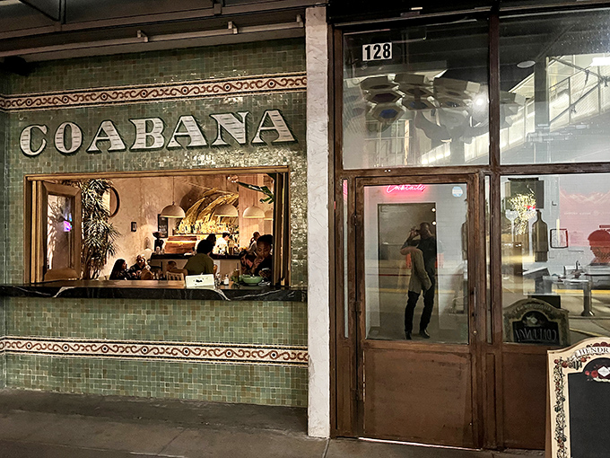 Oink if you love gin! This hidden gem's pig-tail logo leads to a cozy den where cocktail craftsmanship reigns supreme.