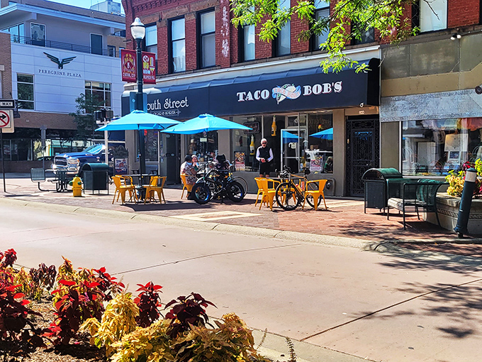 Who needs a red carpet when you've got Taco Bob's sunny yellow chairs? It's al fresco dining with a side of people-watching.