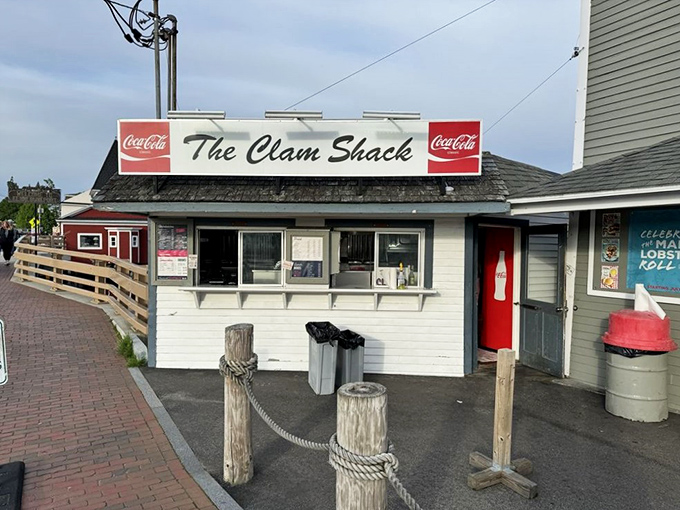 Perched over the river like a gull eyeing your fries, The Clam Shack is serving up views and chews in equal measure.