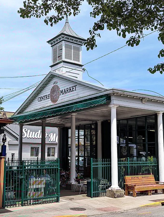 Centre of attention! This market's charm is as irresistible as grandma's apple pie, and twice as satisfying.