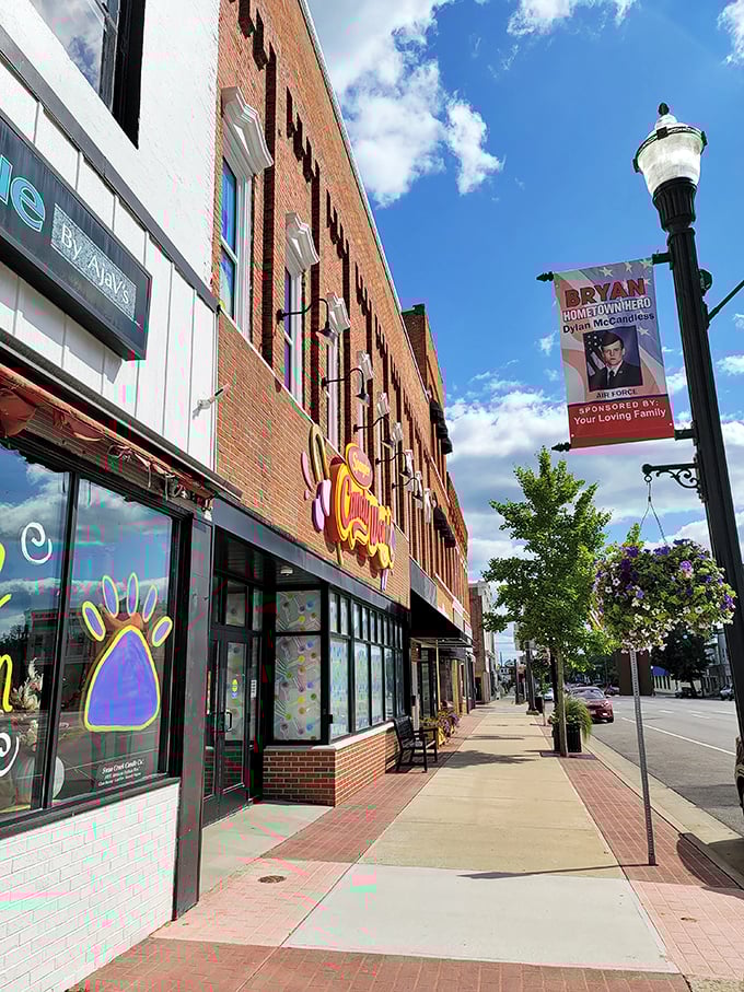 Candy World indeed! Spangler's is where lollipops grow on trees and every day feels like Halloween.