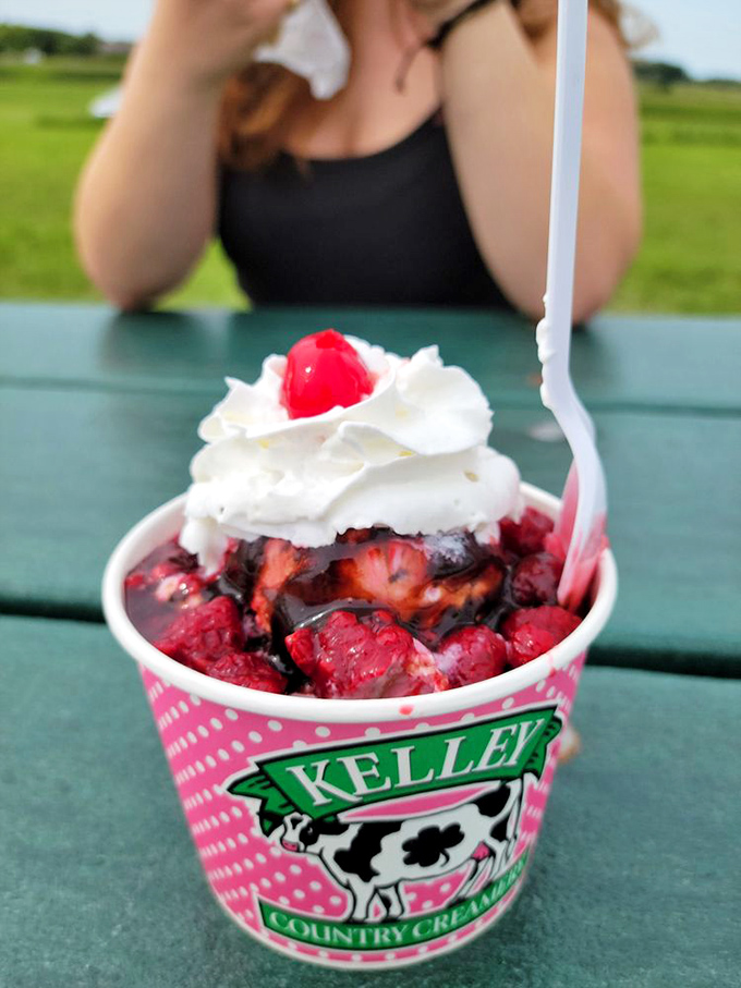 The "Farmer's Wife Sundae": where fresh berries and cream come together in holy matrimony. Till brain freeze do us part!