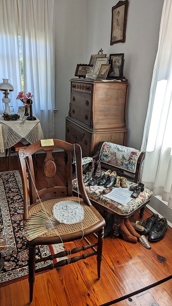 Antique treasure trove or ghost's yard sale? Either way, this room's got more character than a Wes Anderson film.