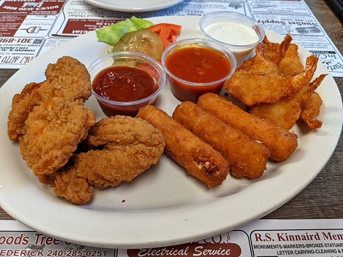 A platter fit for royalty &ndash; if royalty wore plaid and loved comfort food. This spread is what dreams are made of.