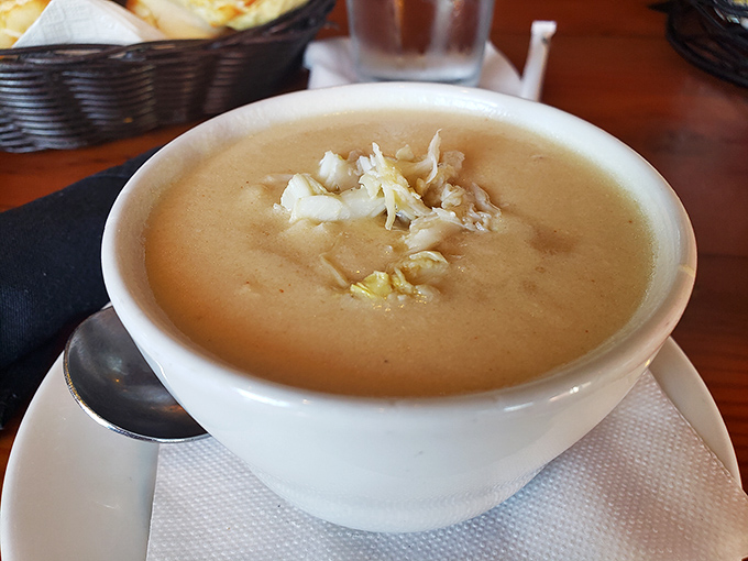 Clam chowder so creamy, it could make a New Englander weep with joy. Florida's giving the North a run for its chowder money!