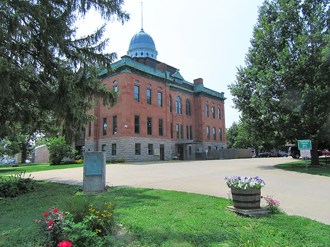 Menard County Courthouse: Stately, imposing, and probably full of fascinating stories. If these walls could talk, they'd need their own Netflix series!