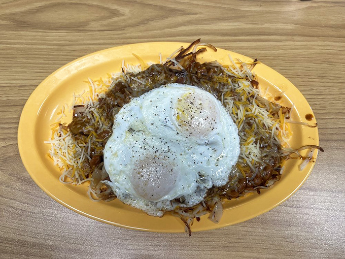 Meet the Slinger: breakfast's answer to the question, "What if we put everything delicious on one plate?" Spoiler: It works.