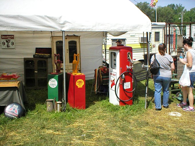 Time travel's never been easier! These vintage displays are like stepping into a 1950s department store catalog.