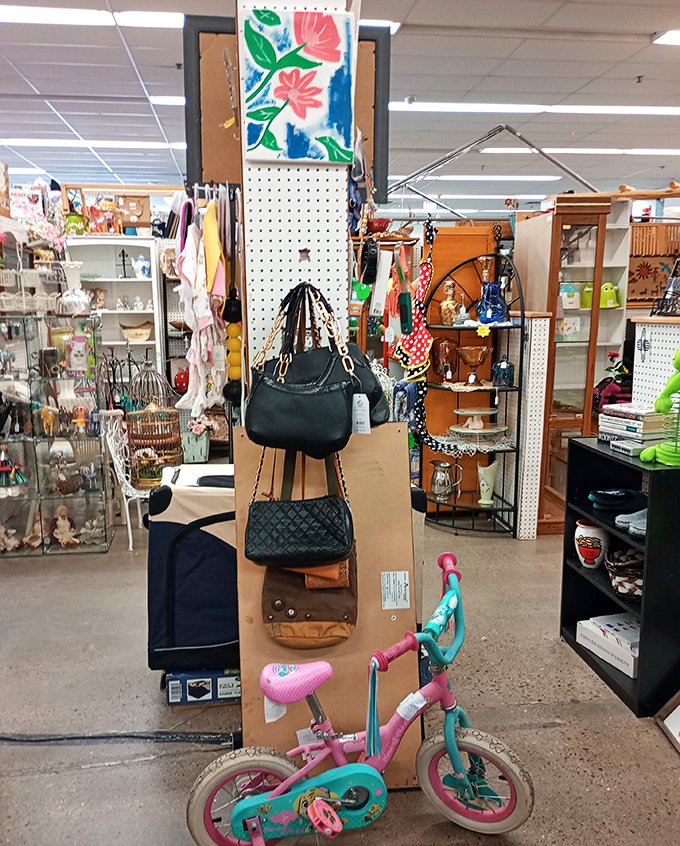 Bag lady's paradise or purse-onality test? From sleek and chic to quirky and colorful, there's a carryall for every style.